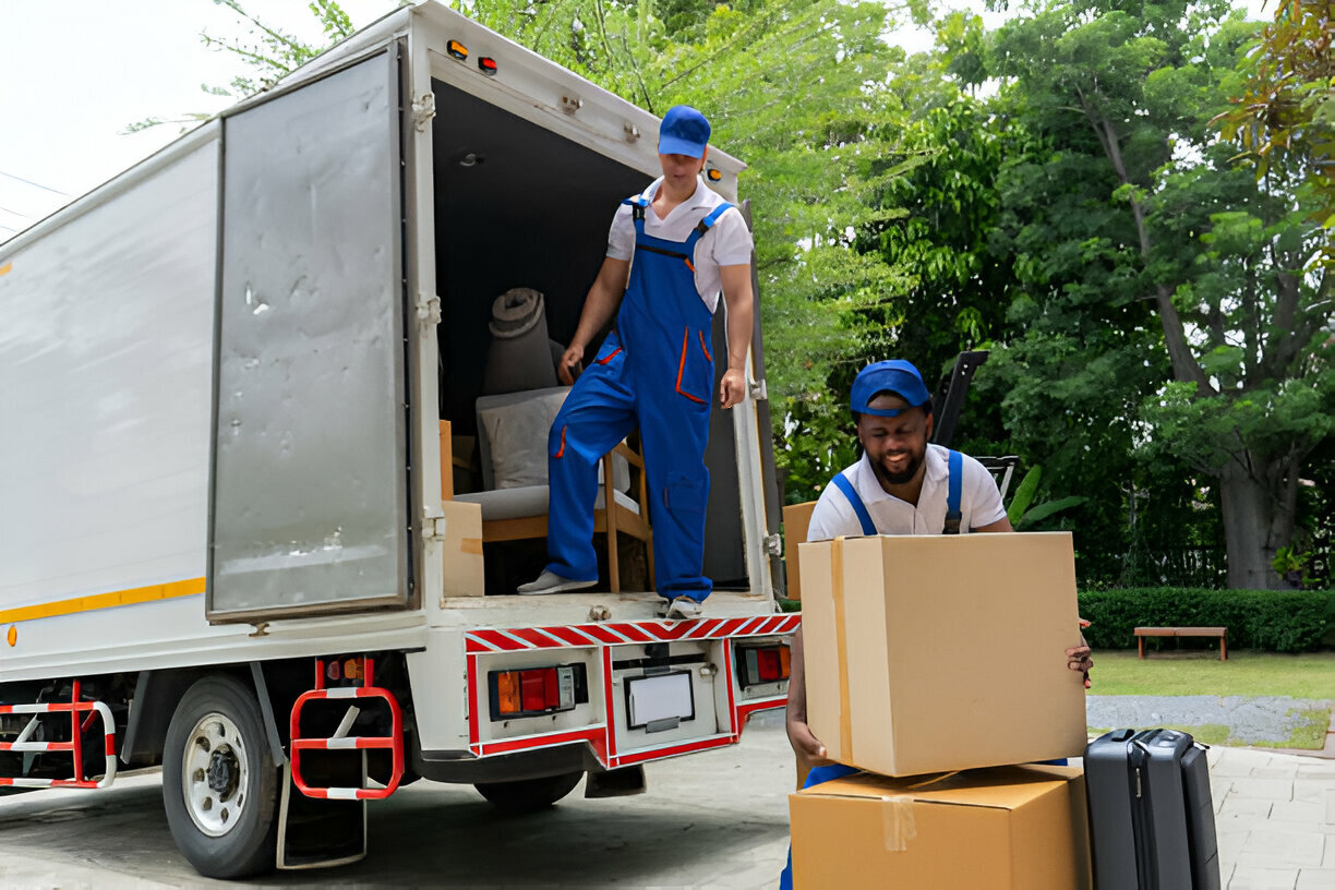 Loading and Unloading Services in the USA | Moving Labor
